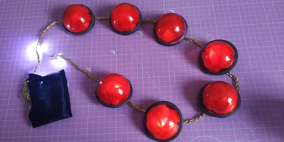 Gems and jewels for cosplay in a budget - Alice in Cosplayland