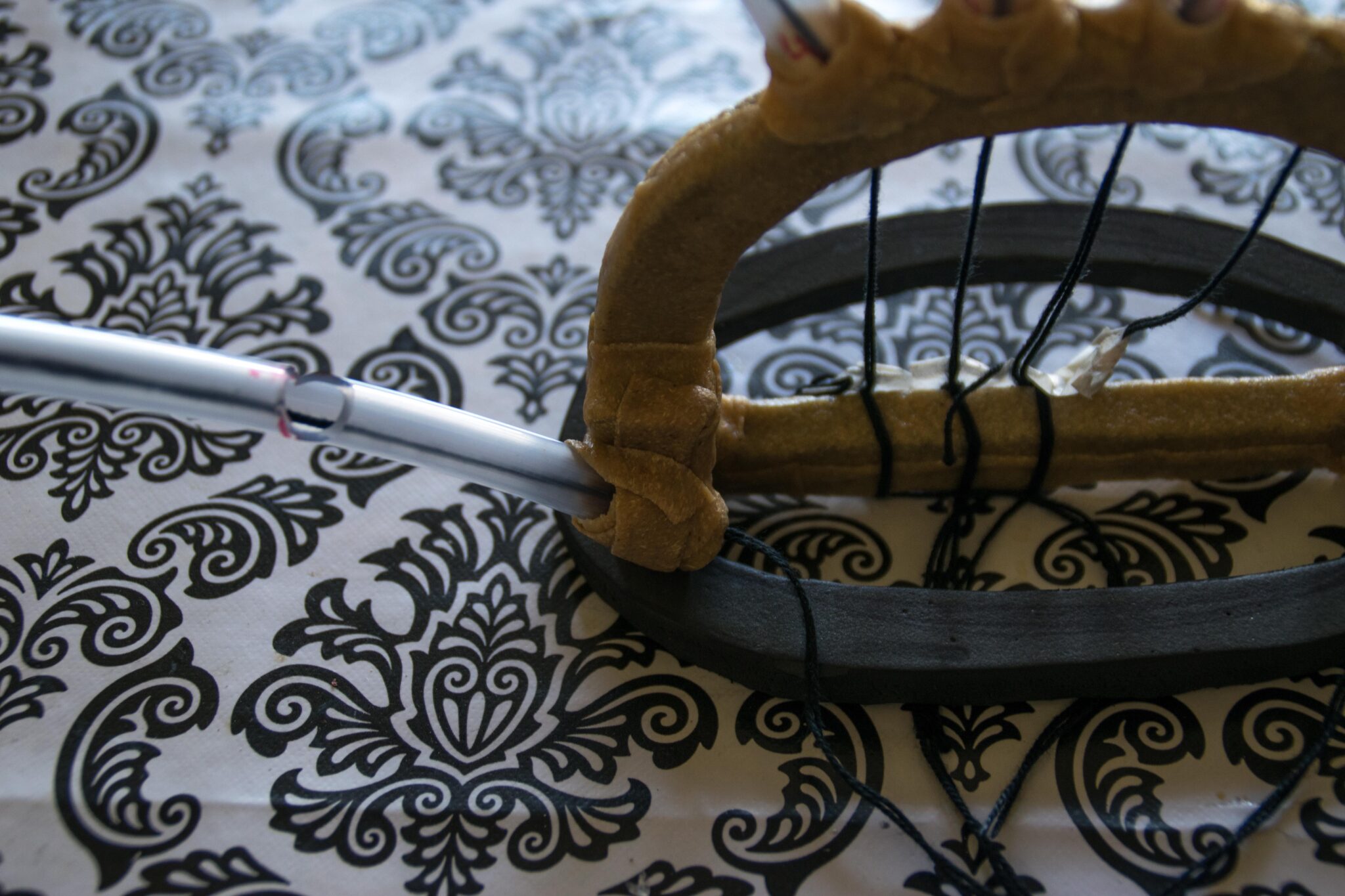 How to make a giant hand that moves - Alice in Cosplayland