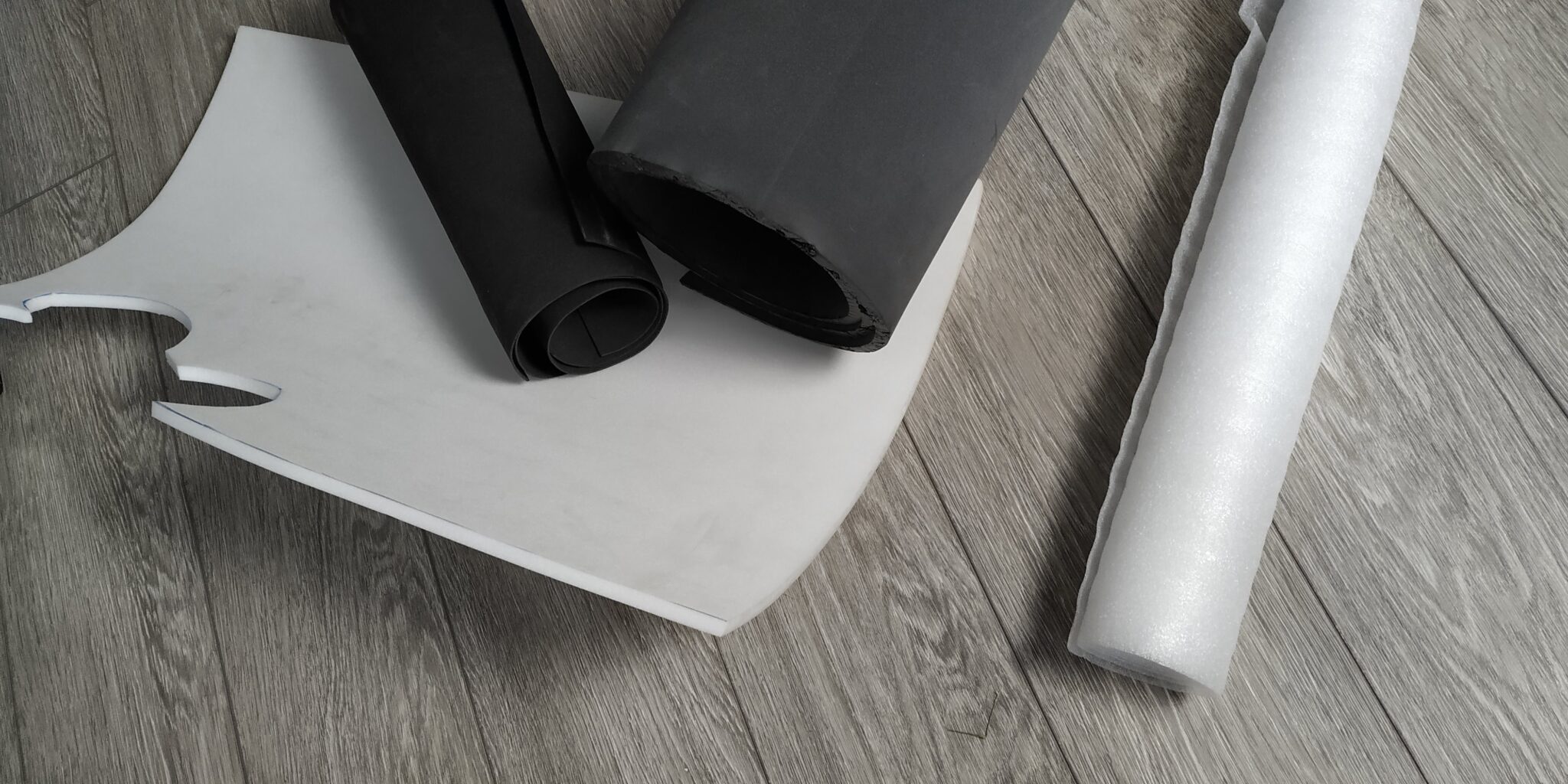 Short list of cosplay materials - Alice in Cosplayland