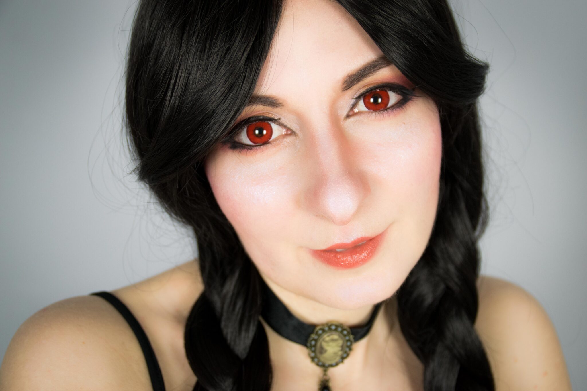 Sweety Devil Red Contact lenses Review - Alice in Cosplayland