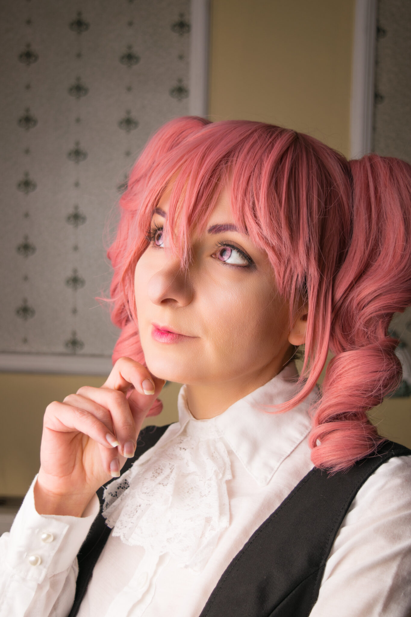 Karuta Roromiya Cosplay - Alice in Cosplayland