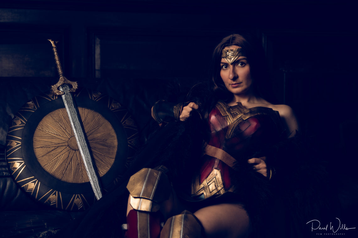 Wonder Woman Cosplay - Alice in Cosplayland