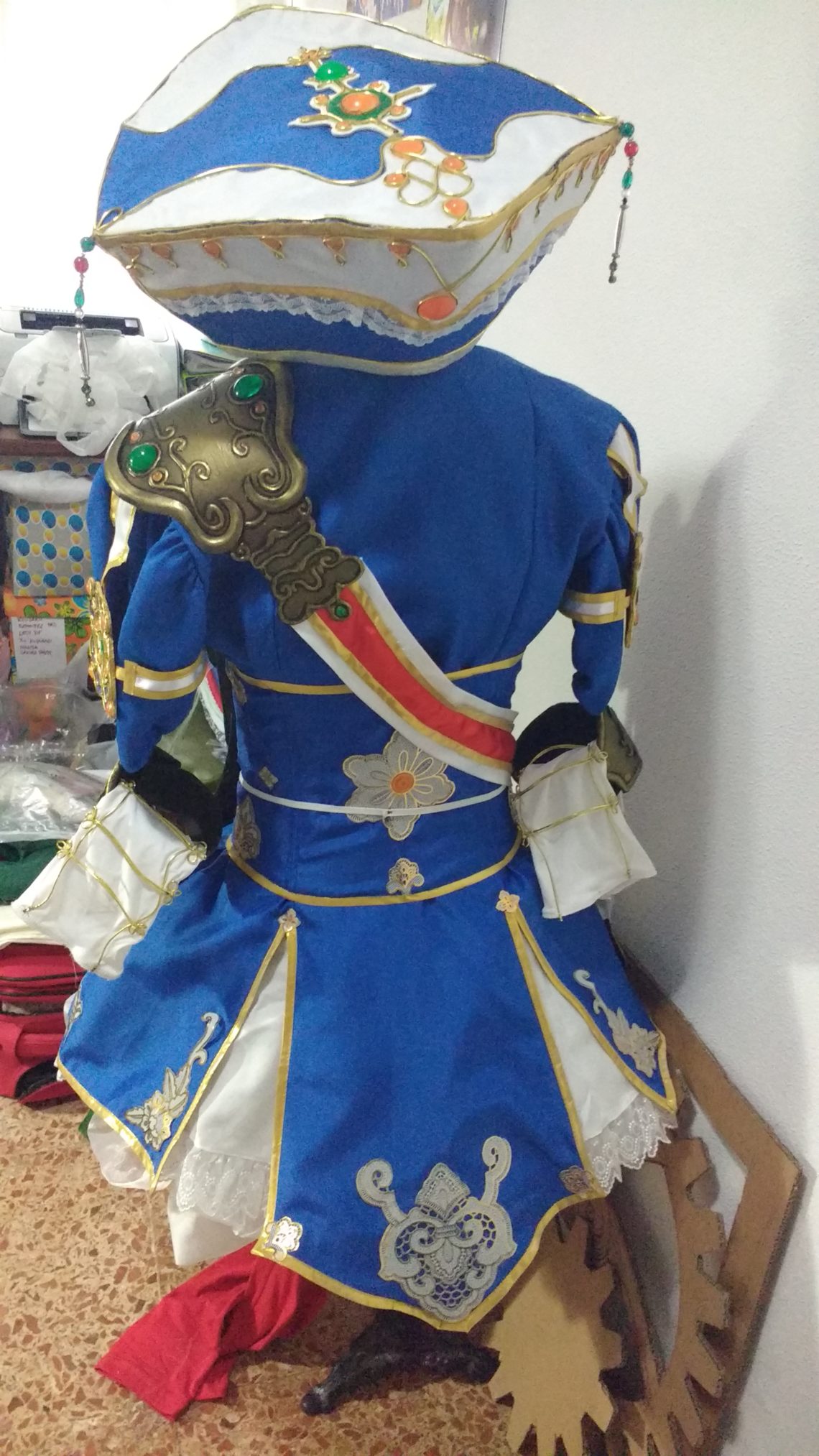 I had to remake my cosplay room from scratch - Alice in Cosplayland